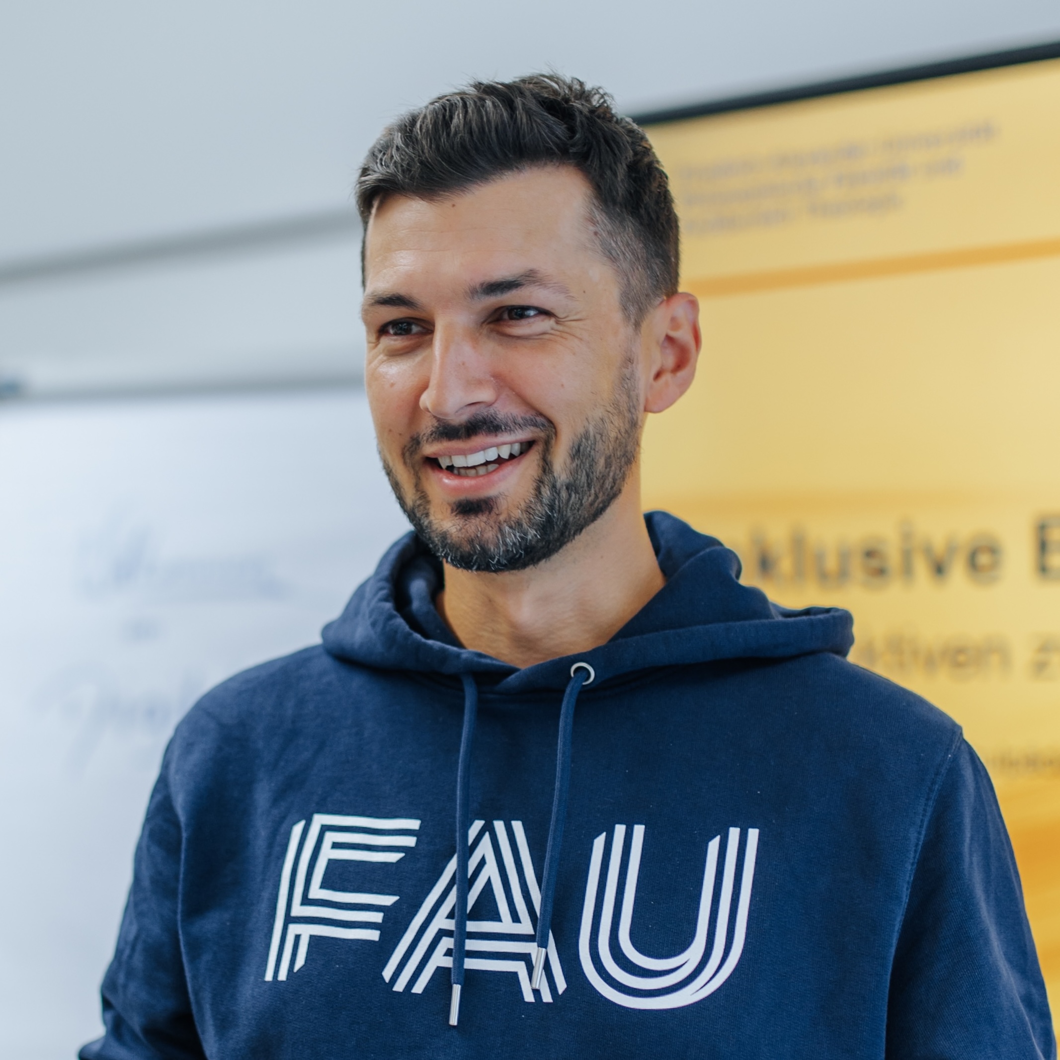 Prof. Dr. Franco Rau - Lehrstuhl für Schulpädagogik mit dem Schwerpunkt ...